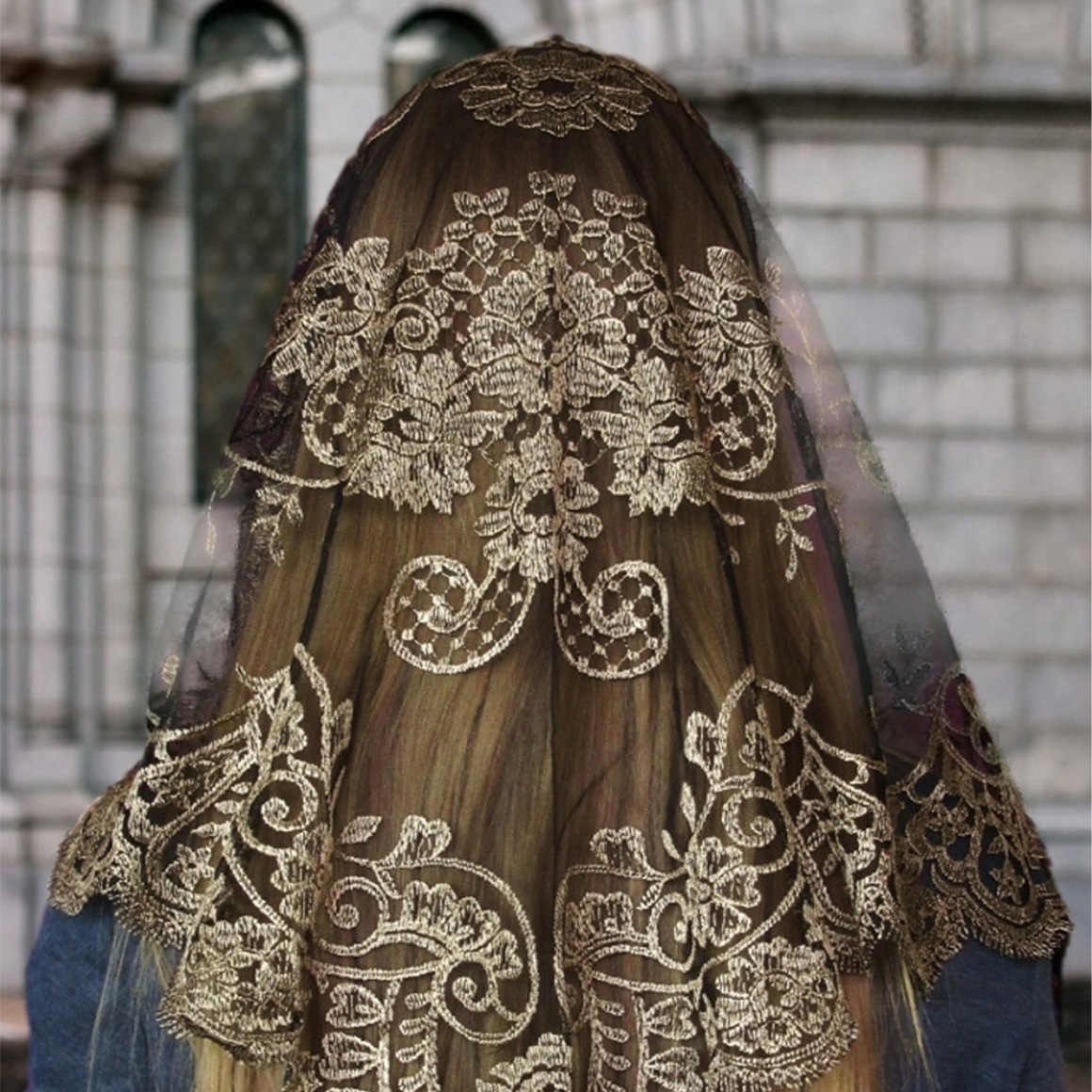 Holy Chic: Your Guide to 5 Top Veil Shops - Refinelife