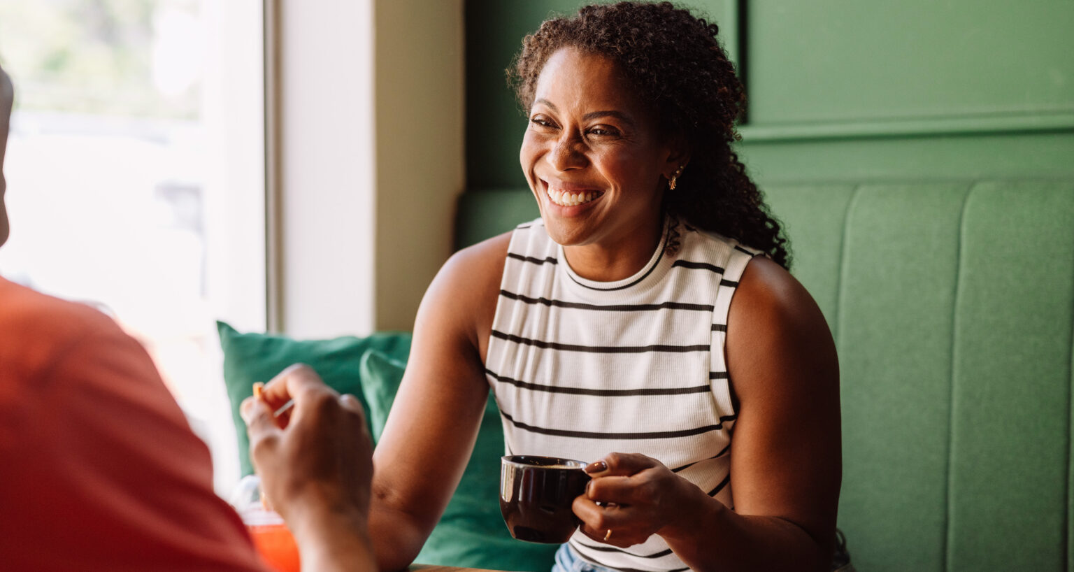 Deep conversations starters: 30 topics for more meaningful chats ...