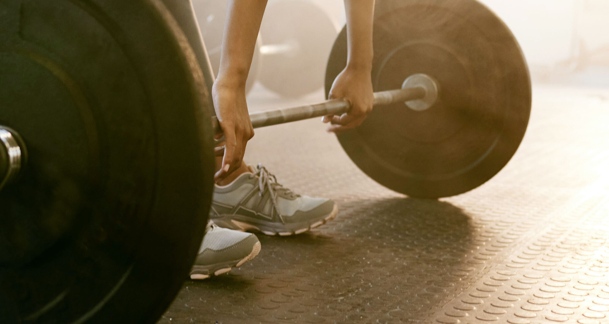 Strength training for women 101 - Refinelife