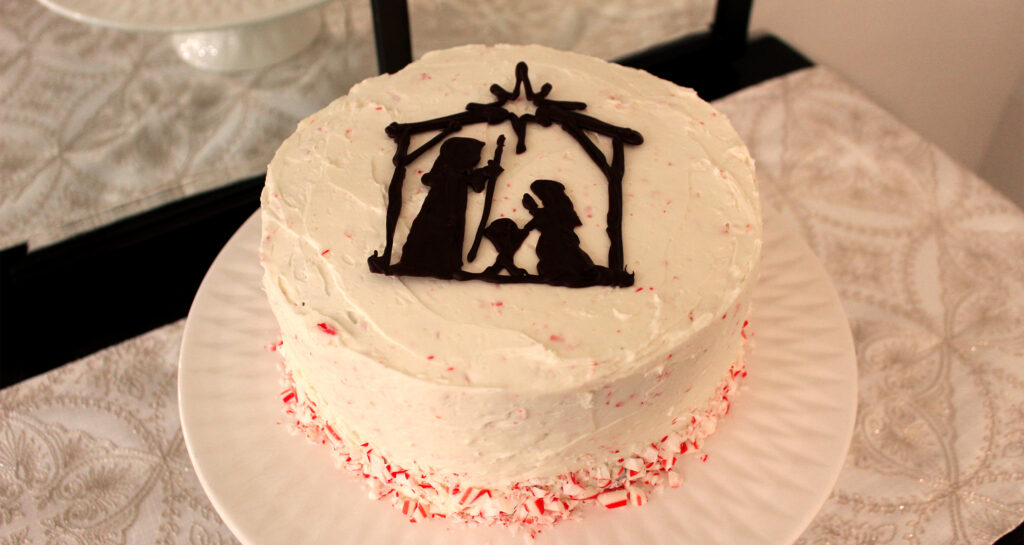 Chocolate candy cane nativity cake, a birthday cake for Jesus - Refinelife